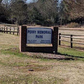 PERRY MEMORIAL PARK - Updated January 2026 - 720 Abbeville Ave NE ...