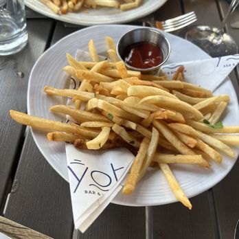 YOT BAR & KITCHEN - Updated February 2025 - 1471 Photos & 694 Reviews ...