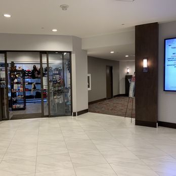 DOUBLETREE BY HILTON HOTEL TORONTO AIRPORT WEST - Updated June 2025 ...