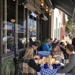 PERRY’S - SAN FRANCISCO - Updated July 2025 - 308 Photos & 724 Reviews ...