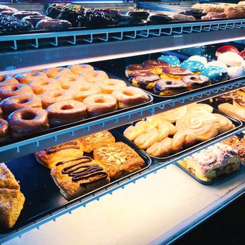 MERRITT’S BAKERY - Updated August 2024 - 95 Photos & 50 Reviews - 9521 ...