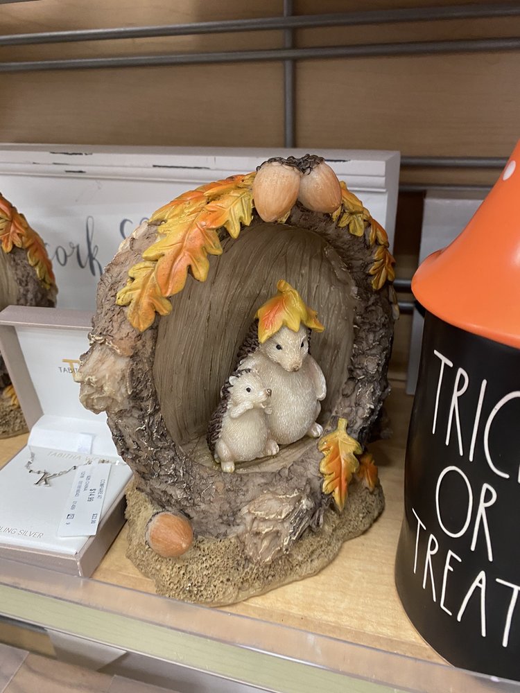 MARSHALLS-MEGA - Updated December 2024 - 18 Reviews - 979 US Hwy 1 ...