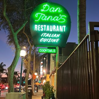 DAN TANA’S - Updated July 2025 - 746 Photos & 1317 Reviews - 9071 Santa ...