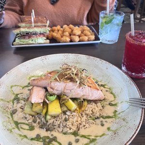 REUNION KITCHEN + DRINK - 518 Photos & 282 Reviews - 1118 E Cabrillo ...