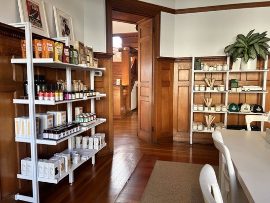 THE QUARTERS COFFEE HOUSE - Updated July 2025 - 403 Photos & 162 ...