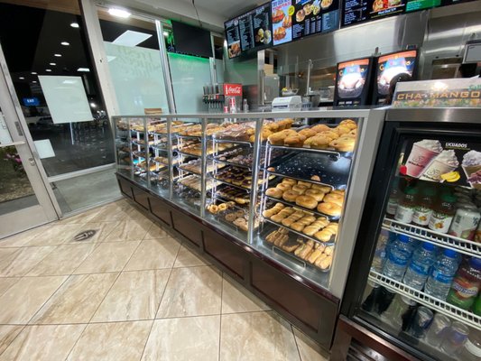 WINCHELL’S DONUT HOUSE - Updated March 2025 - 10 Photos - 603 E ...