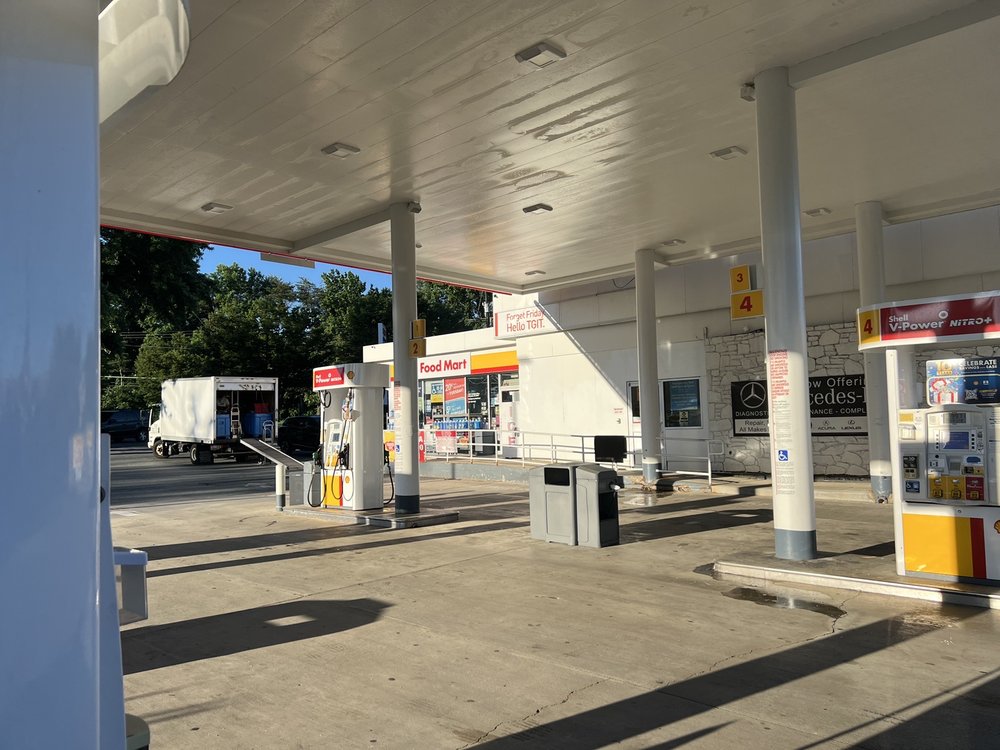 MONTGOMERY MALL SHELL - Updated December 2025 - 27 Photos & 24 Reviews ...