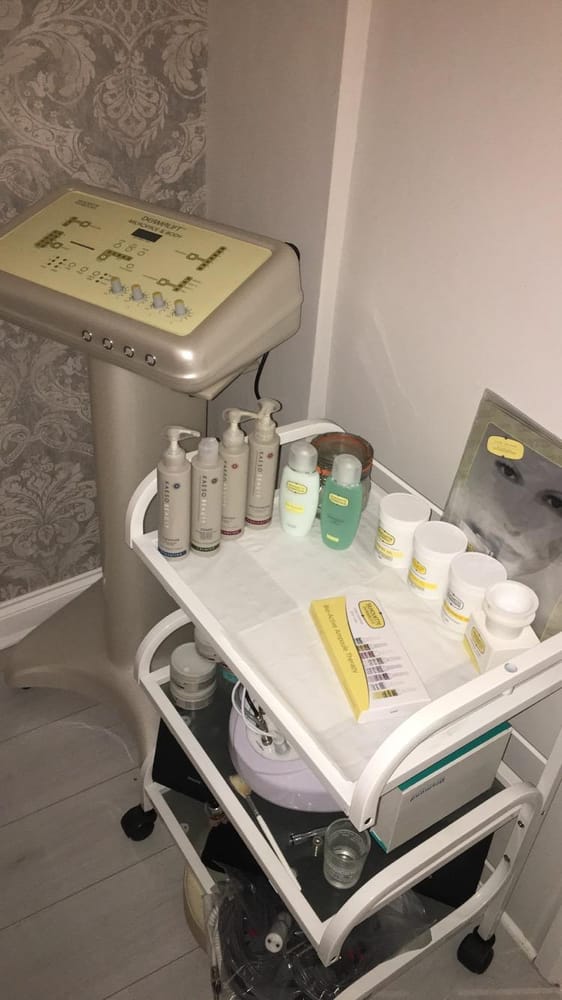 BEAUNIQUE - Updated March 2025 - 5 The Struet, Brecon, Powys, United ...