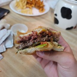 BURGER JUNCTION - Updated April 2025 - 256 Photos & 332 Reviews - 7900 ...