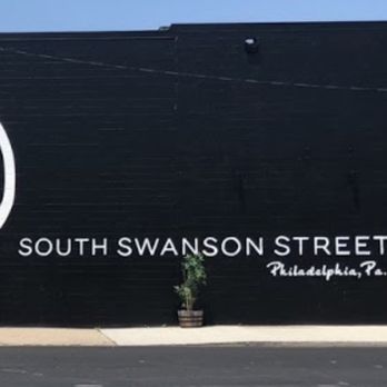 2300 - Updated October 2025 - 54 Photos & 28 Reviews - 2300 S Swanson ...