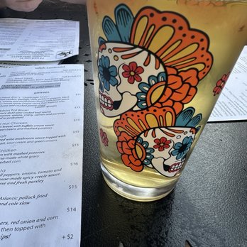 TIP TOP KITCHEN & COCKTAILS - Updated May 2025 - 331 Photos & 638 ...