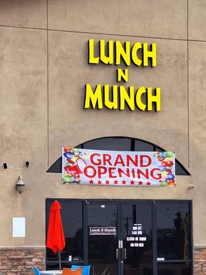 LUNCH N MUNCH - Updated December 2025 - 25 Photos & 13 Reviews - 6740 E ...