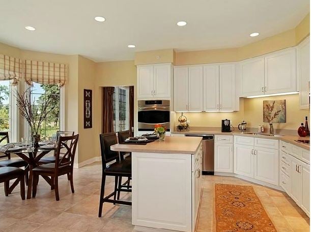 LAKE FOREST PLACE - Updated December 2025 - 1100 Pembridge Dr, Lake ...