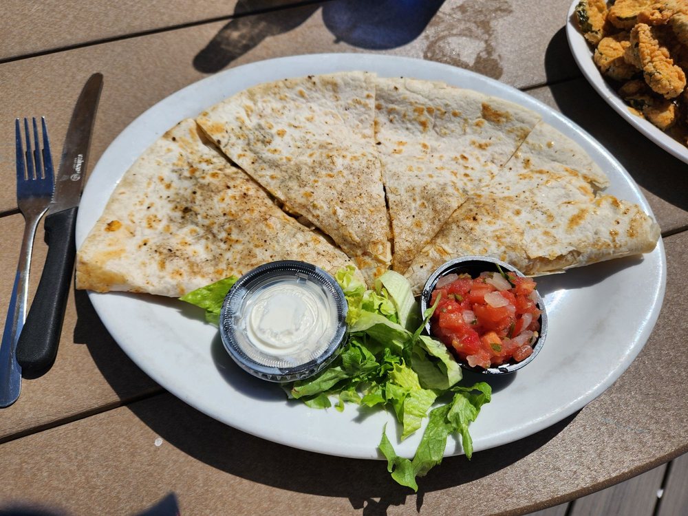 GATORS PORTSIDE - Updated December 2025 - 189 Photos & 232 Reviews ...