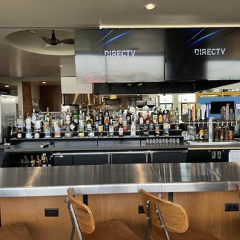 THE PROUD BIRD FOOD BAZAAR & EVENTS CENTER - Updated June 2025 - 1567 ...