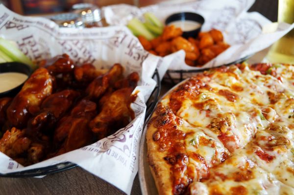 BEER BARREL PIZZA AND GRILL - Updated June 2025 - 56 Photos & 44 ...