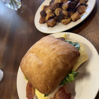 CAFE 641 - Updated November 2025 - 112 Photos & 194 Reviews - 45 Main ...