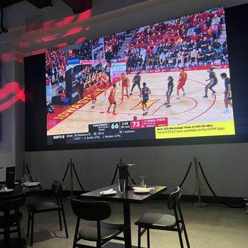 VINTAGE ON RACE - Updated October 2025 - 67 Photos & 29 Reviews - 500 Race St, Cincinnati, Ohio ...