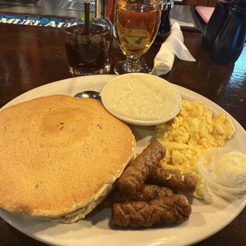 RIPS COUNTRY INN - Updated December 2025 - 338 Photos & 395 Reviews ...