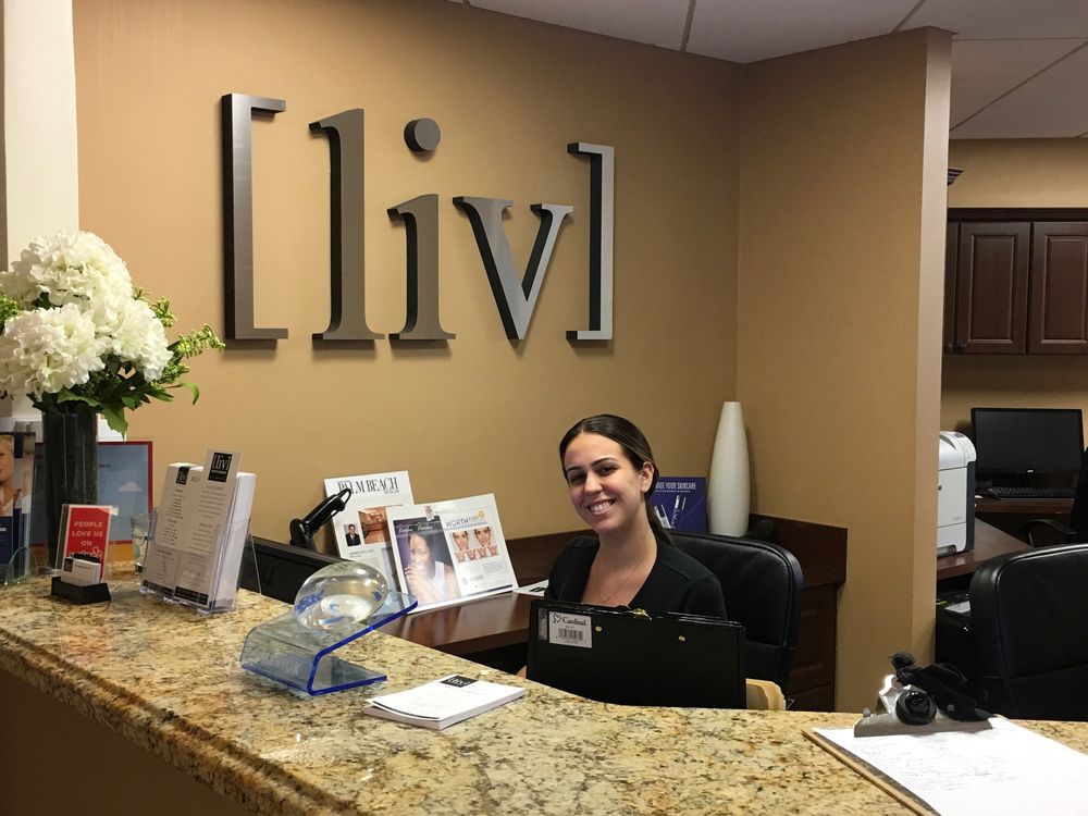 LIV PLASTIC SURGERY BY DR. ANDREW RESS - 41 Photos & 49 Reviews ...