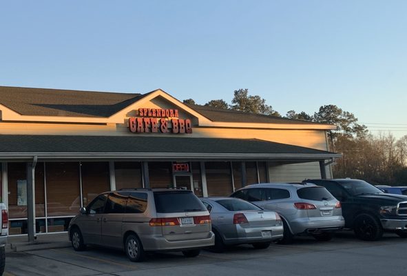 SPLENDORA CAFE & BBQ - 71 Photos & 117 Reviews - 23085 Speed St ...