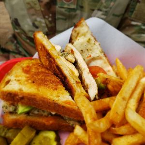 THE OWNERS BOX 【334 Photos & 305 Reviews】 555 S Lamar St, Dallas, Texas ...