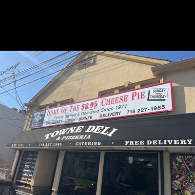 TOWNE DELI - Updated January 2026 - 74 Photos & 225 Reviews - 5373 ...