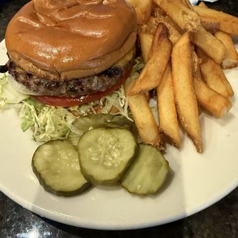 BENNIGAN’S - Updated December 2025 - 155 Photos & 180 Reviews - 495 ...