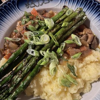 COCO - Updated September 2024 - 555 Photos & 393 Reviews - 888 Main St ...