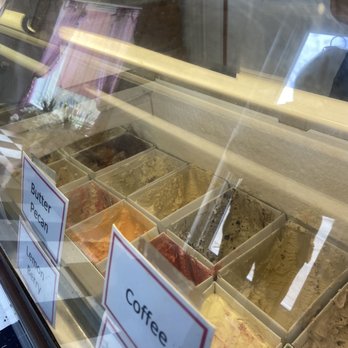 CLOVERLEAF CREAMERY - Updated October 2025 - 58 Photos & 77 Reviews ...