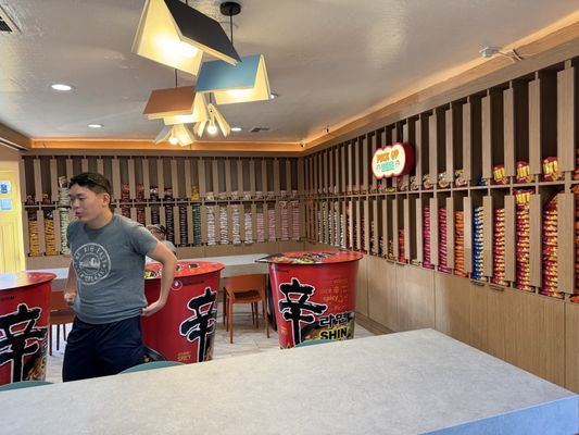 RAMEN LAB - Updated October 2025 - 254 Photos & 140 Reviews - 5469 ...