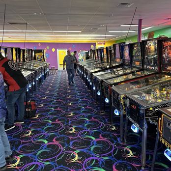 NICKELMANIA - Updated September 2025 - 27 Photos & 27 Reviews - 3245 W ...