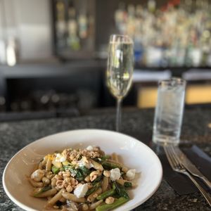 THE PIE PLACE - Updated August 2025 - 96 Photos & 67 Reviews - 1775 N ...