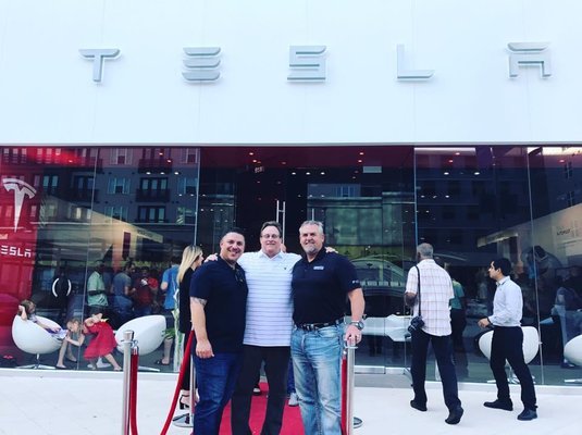 XCELERATE AUTO - Updated July 2025 - 24 Photos - 300 E Davis St ...