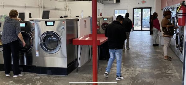 LAUNDRY EXPRESS - Updated December 2025 - 25 Photos - 4970 Old Canton ...