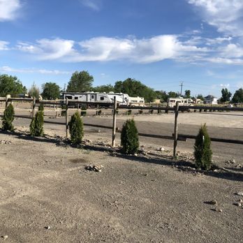 BUSTER’S RESTAURANT & SALOON - Updated March 2025 - 34 Photos & 38 ...