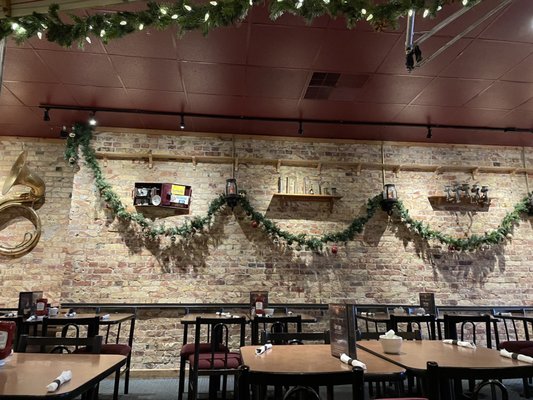 DELTA 109 TAVERN AND RESTAURANT - Updated February 2025 - 85 Photos ...