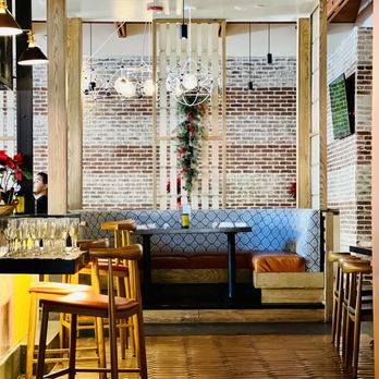 CHA CHA’S LATIN KITCHEN - Updated May 2024 - 4267 Photos & 4703 Reviews ...