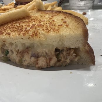 CAFÉ MILANO - Updated August 2024 - 1059 Photos & 585 Reviews - 2707 S ...