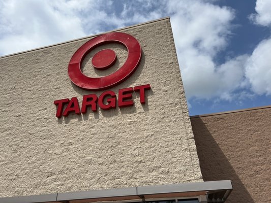 TARGET - Updated January 2026 - 16 Photos & 15 Reviews - 155 Holt ...