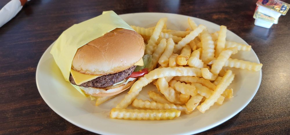 YANTIS CAFE - Updated October 2025 - 14 Reviews - 108 S Main St, Yantis ...