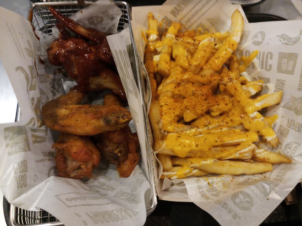 WINGSTOP @ SUNTEC - Updated May 2026 - 17 Photos - 3 Temasek Blvd ...