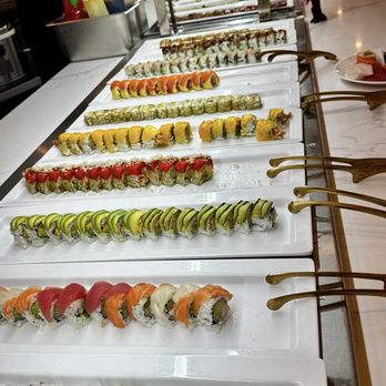 SEA & SKY FEAST BUFFET - Updated November 2024 - 339 Photos & 61 ...