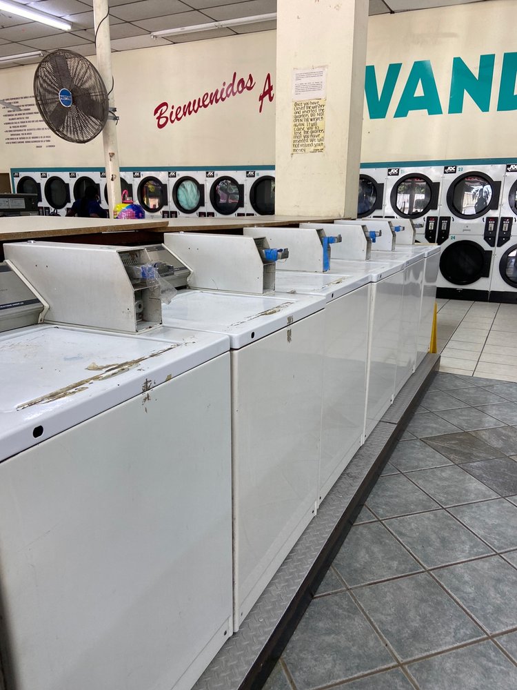 UNIVERSAL WASH 6 - Updated October 2025 - 6705 Lyons Ave, Houston ...