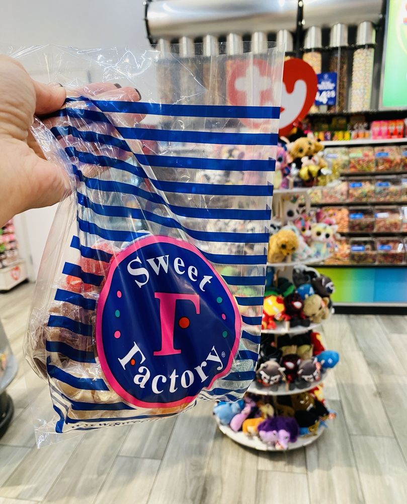 SWEET FACTORY - Updated October 2025 - 58 Photos & 27 Reviews - 1065 ...