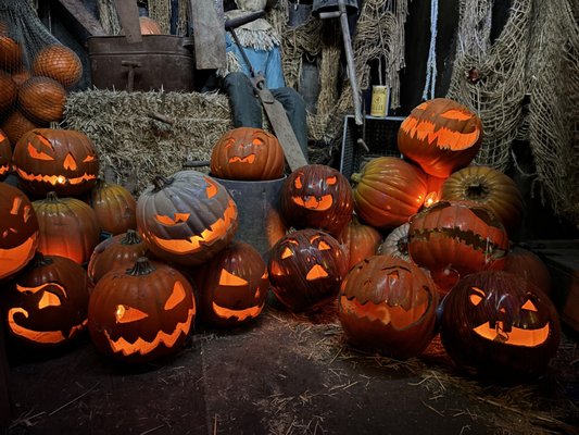 BLIND SCREAM HAUNTED HOUSE - Updated October 2025 - 38 Photos & 34 ...