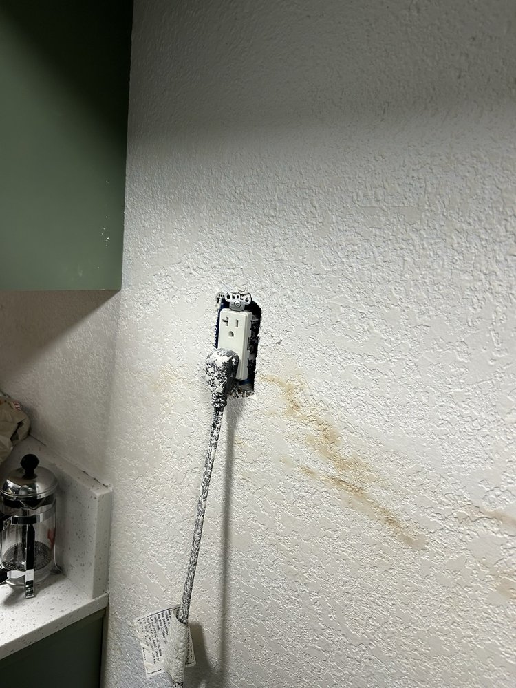 TEAM Z REALTY | ZANDRA ULLOA, DRE 01849548 - Updated August 2025 - 39 ...