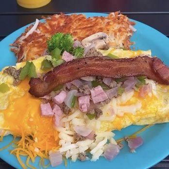 BLUE MOON TOO - Updated July 2024 - 1200 Photos & 652 Reviews - 1024 ...