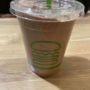 SHAKE SHACK BREA - Updated February 2025 - 138 Photos & 73 Reviews ...