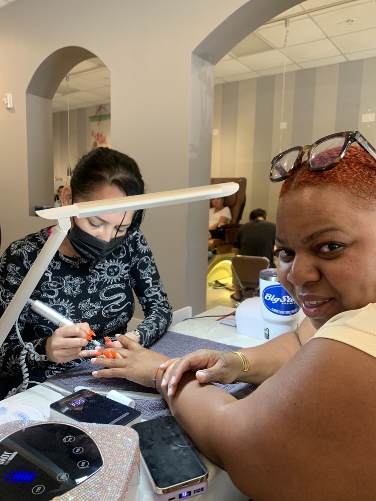 LG NAILS - Updated April 2025 - 25 Photos & 49 Reviews - 2415 Tarpon ...